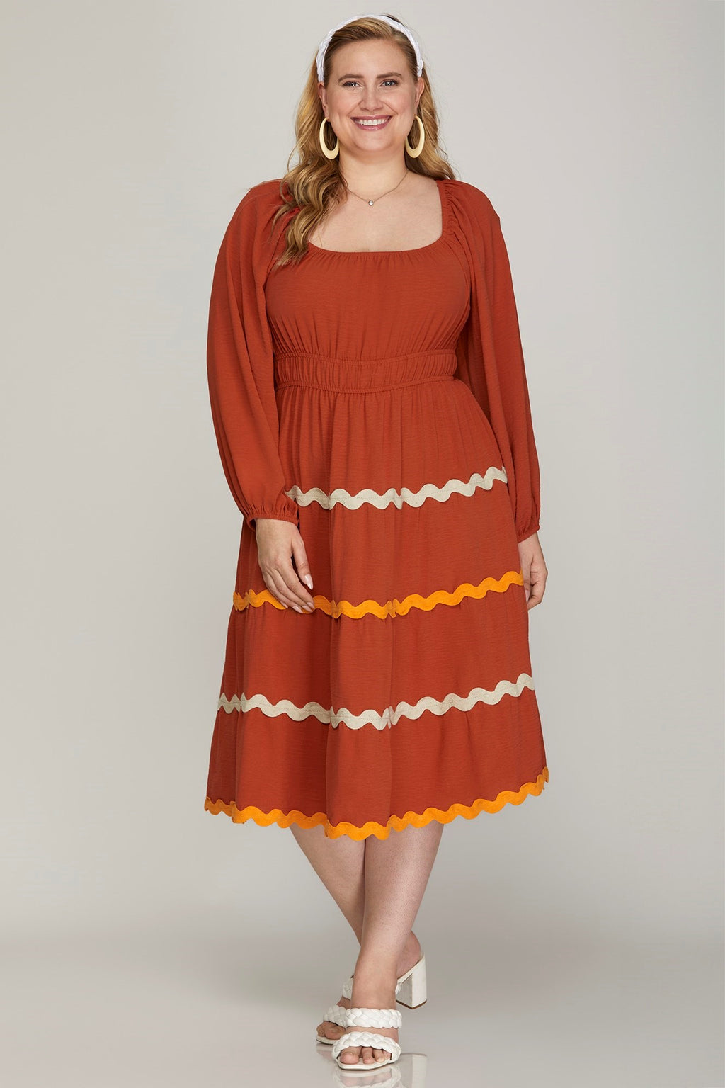 S74014 - PLUS WOVEN TIERED RIC RAC TRIM DRESS – STYLE USA